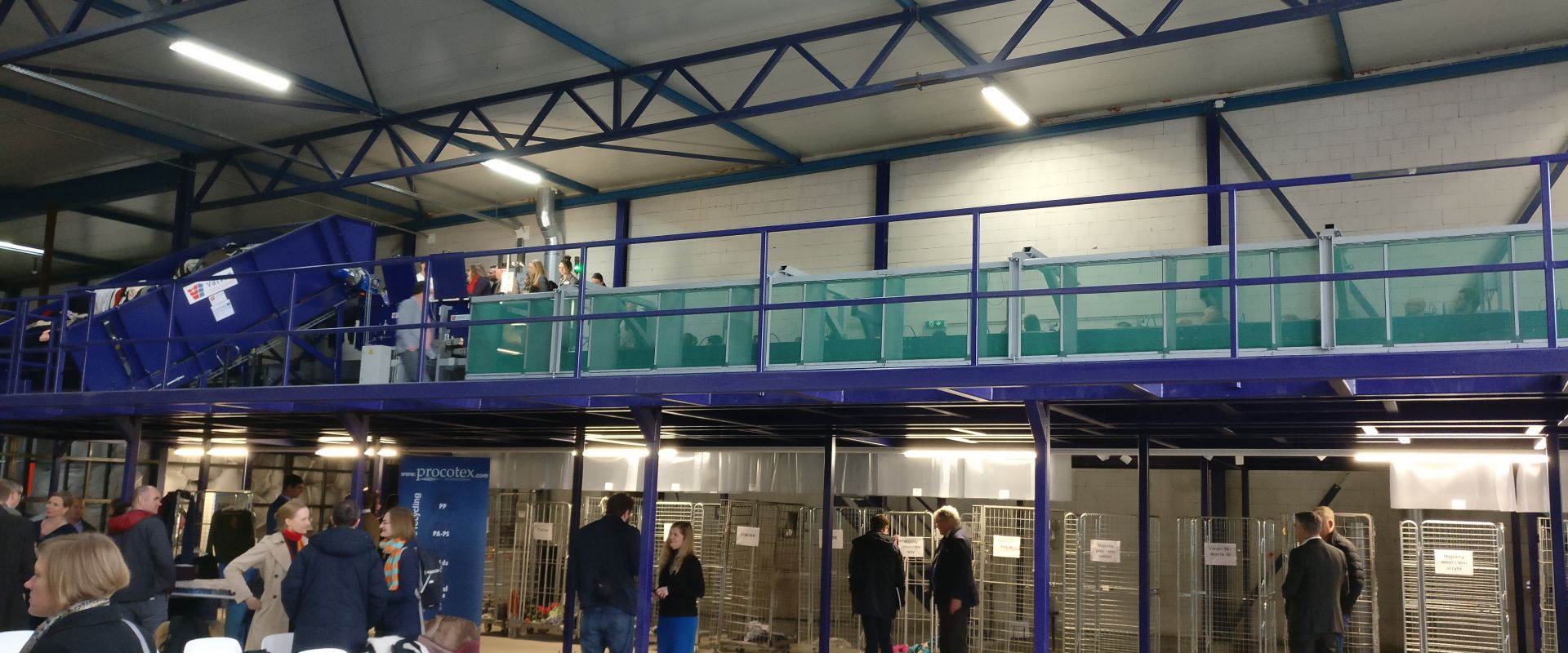 Tekstiilien tunnistusteknologiaa teollisessa mittakaavassa | Telaketju